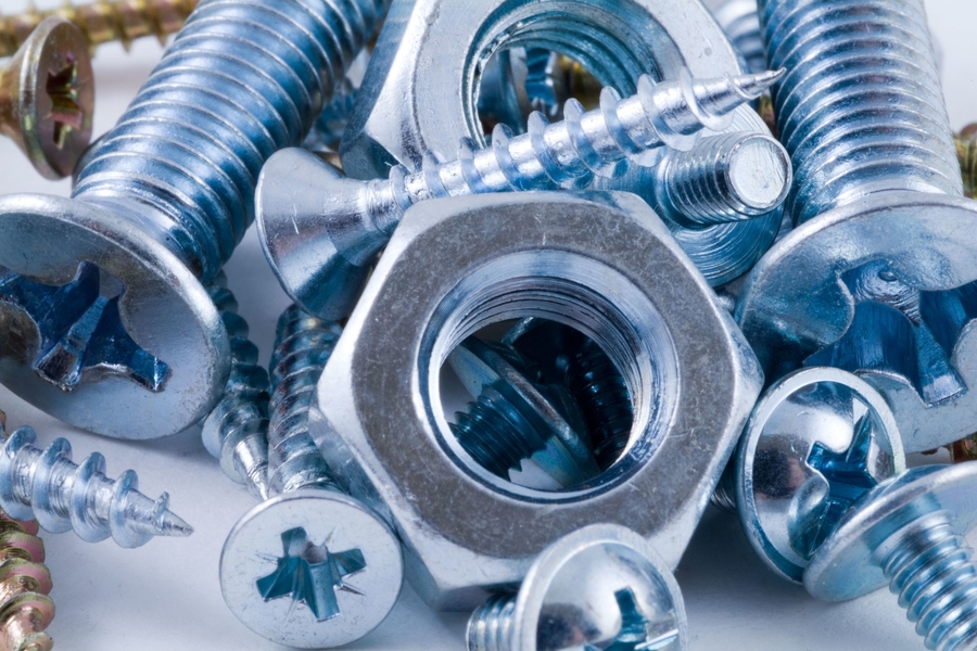 Gewindearten in der Übersicht – Das Rosentaler Schrauben Magazin